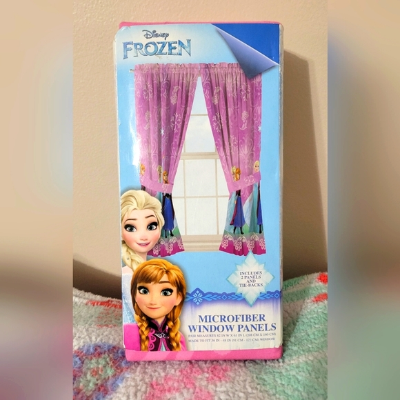 Disney | Accents | Disney Frozen Window Panels | Poshmark